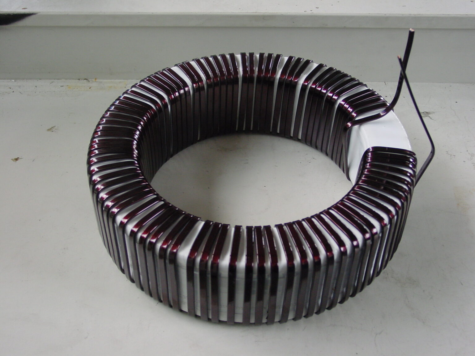 Toroidal core winding – F.U.R. Wickeltechnologie GmbH